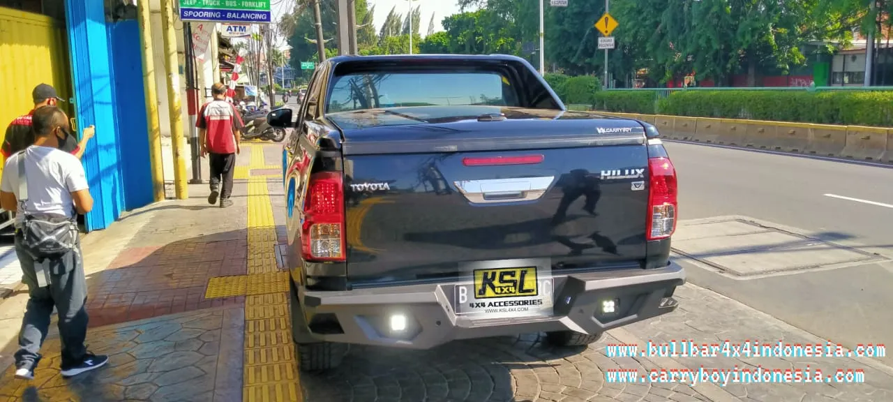 REAR BAR/BUMPER BELAKANG BLACK STEEL IMPORT TOYOTA HILUX REVO 2020 ...