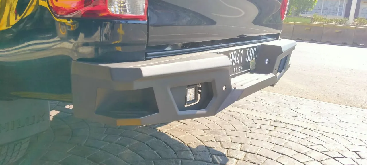 REAR BAR/BUMPER BELAKANG BLACK STEEL IMPORT TOYOTA HILUX REVO 2020 ...