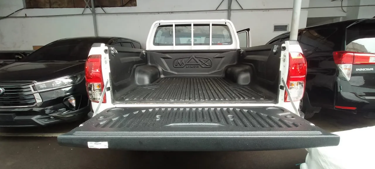 Pelapis Bak MAXLINER IMPORT THAILAND Double Cabin Toyota Hilux 2022 ...