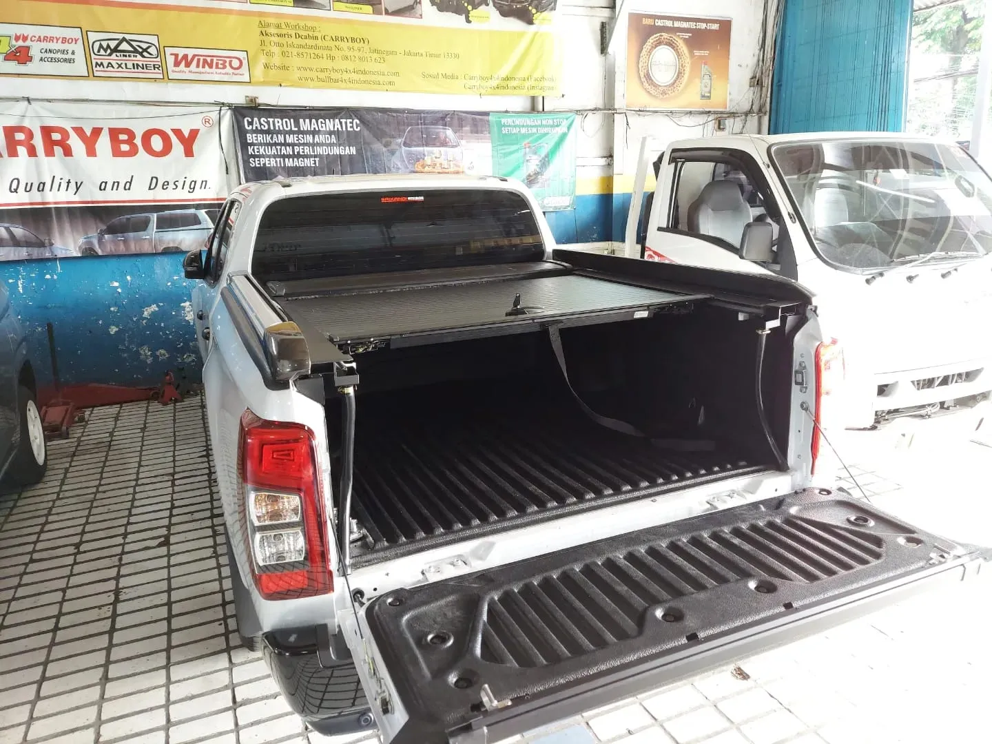 Roller Lid CARRYBOY CB-789F-B Mitsubishi Triton 2023 | CB-789 | CARRY ...